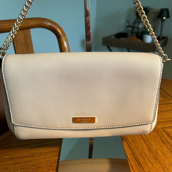 kate spade | Bags | Kate Spade Beige Crossbody Bag With Gold Accents ...